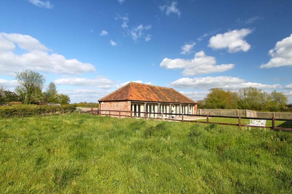 Vinecroft, Wanswell, Nr. Berkeley, Gloucestershire, 2 bedroom, Barn ...